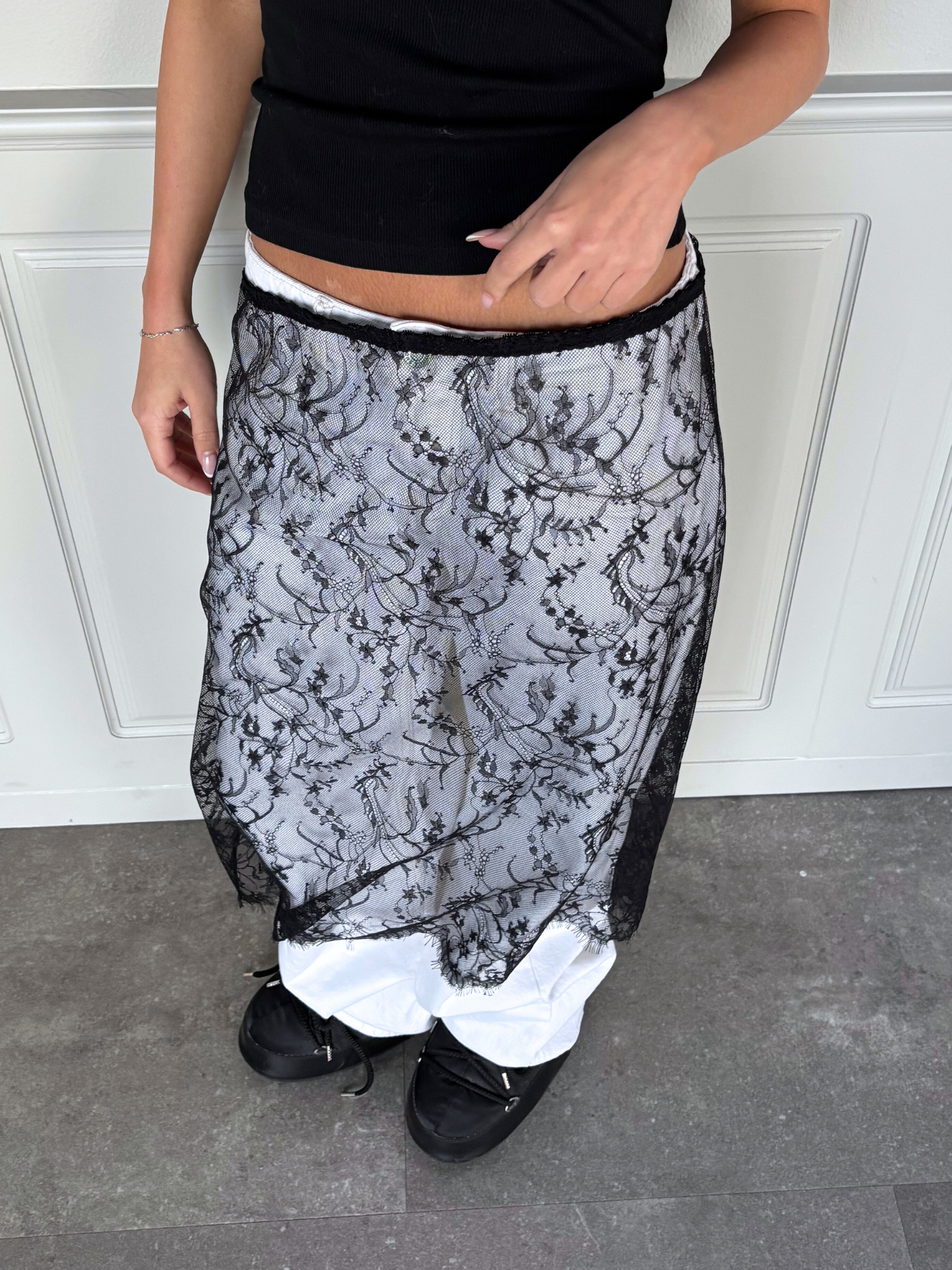 LACE SKIRT - BLACK – Dinvintageshop